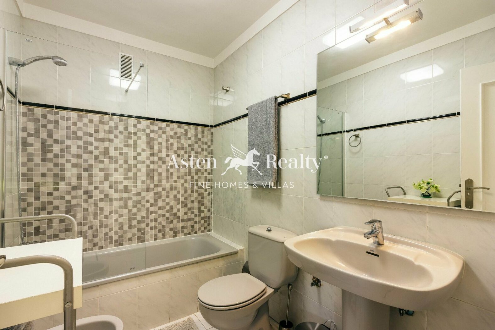 ASTEN Realty | Apartamento de 1 dormitorio - Playa de Las Américas